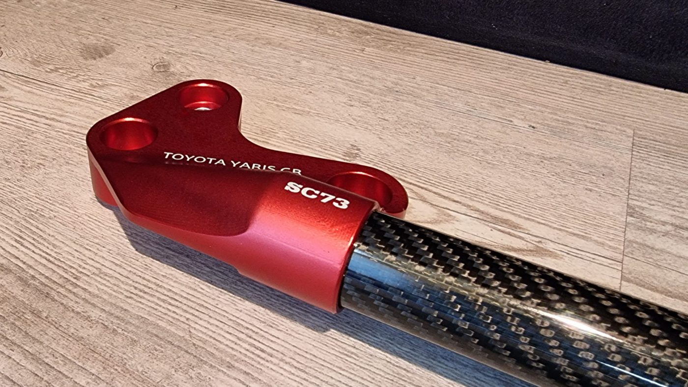 Carbon fiber front strut bar kit - SCARA73 Italia